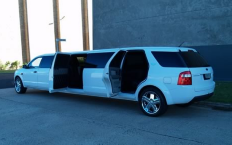 12 Seat Stretch Suv Limousine with Centre Door | Limousine Royalty